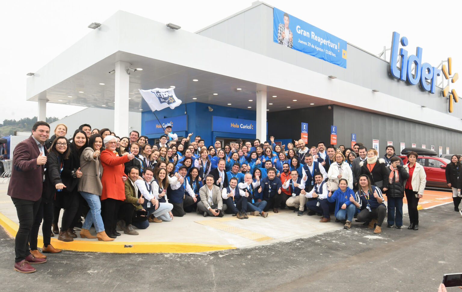 Walmart Chile reapertura Hiper Lider de Curicó con más de 140 puestos ...