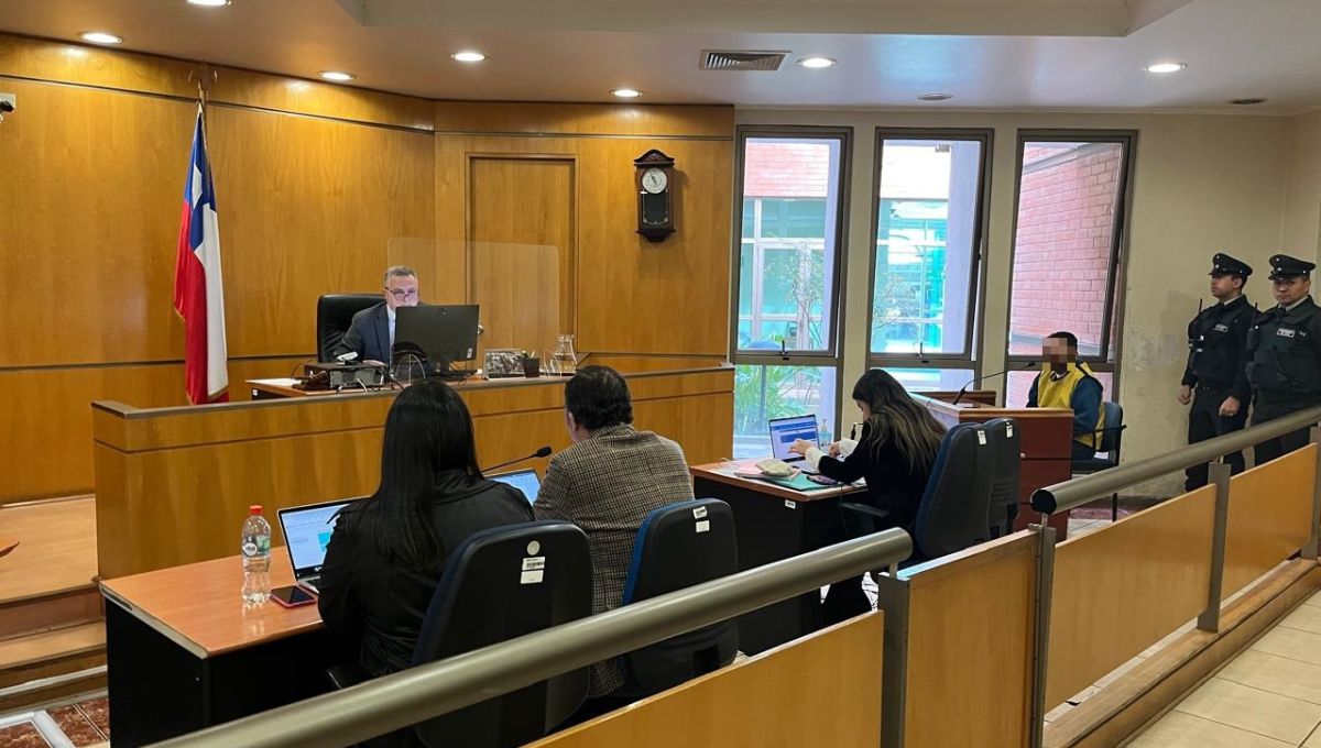 Prisión preventiva para hombre que asesinó a su expareja en pleno centro de Talca - Radio Favorita